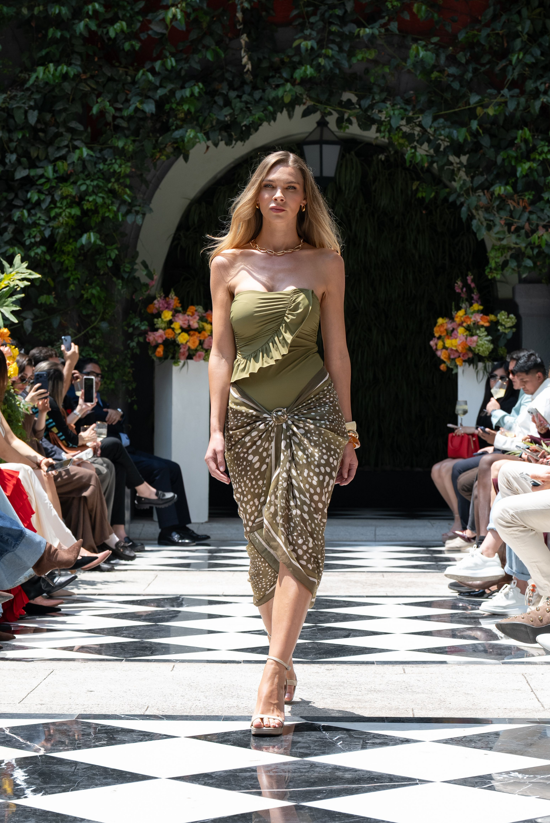 Pareos de Playa para Mujer - Compra Estilo Versátil | Zingara